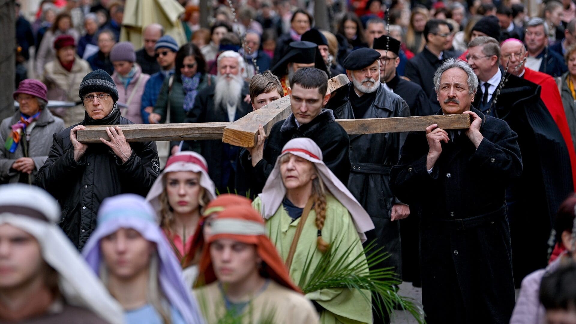 The Rich Hungarian Folk Traditions of the Holy Week - Hungarian ...